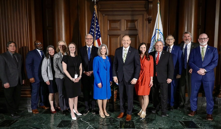 Trump’s EPA Targets Clean Air and Water Rules in Deregulation Push ...